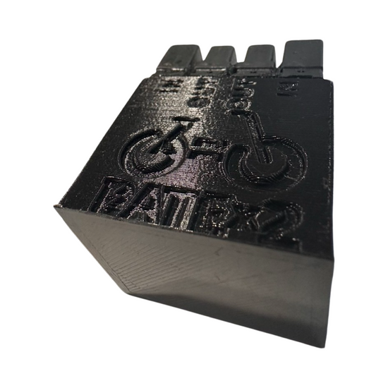 DateX2 Dx4 (30A continuous, 60A max) 4x Input Dual 4x Output Battery B ...